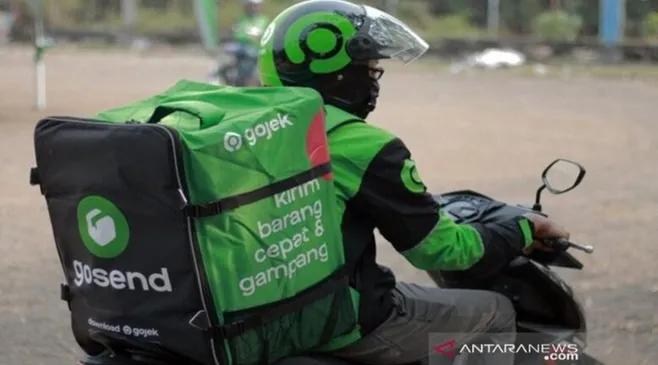 Simak Cara dan Syarat Apa Saja untuk Daftar Jadi Driver Gojek | Narasi TV